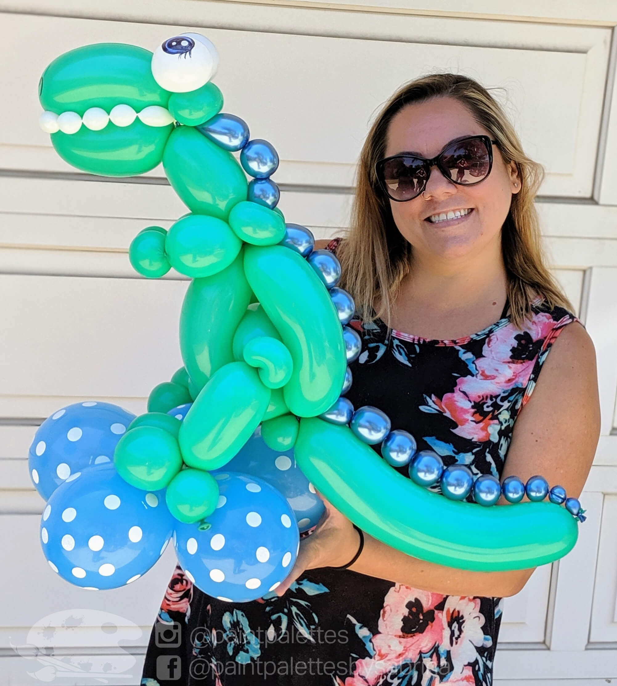 T-rex centerpiece - Paint Palettes